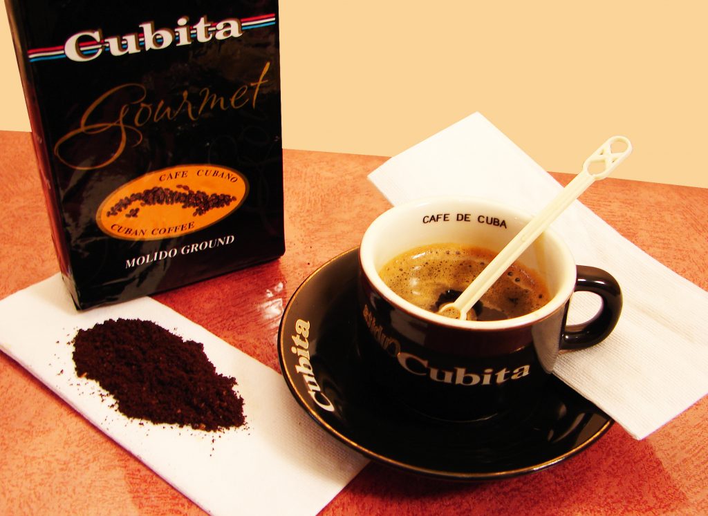 CAFE CUBANO Y CAFE CON LECHE – MEMORIAS DE UN CUBANO