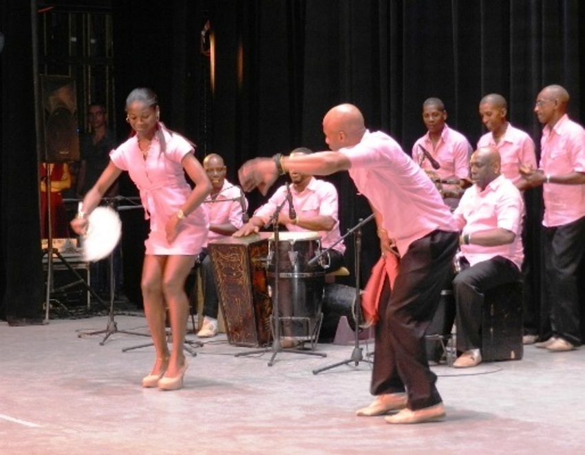 Cuba: la cuna de la rumba – MEMORIAS DE UN CUBANO
